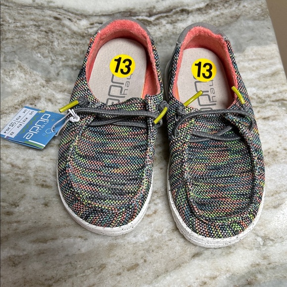 Hey Dude | Shoes | Hey Dude Wendy Youth Peacock Multi Color Cl4 Boat ...